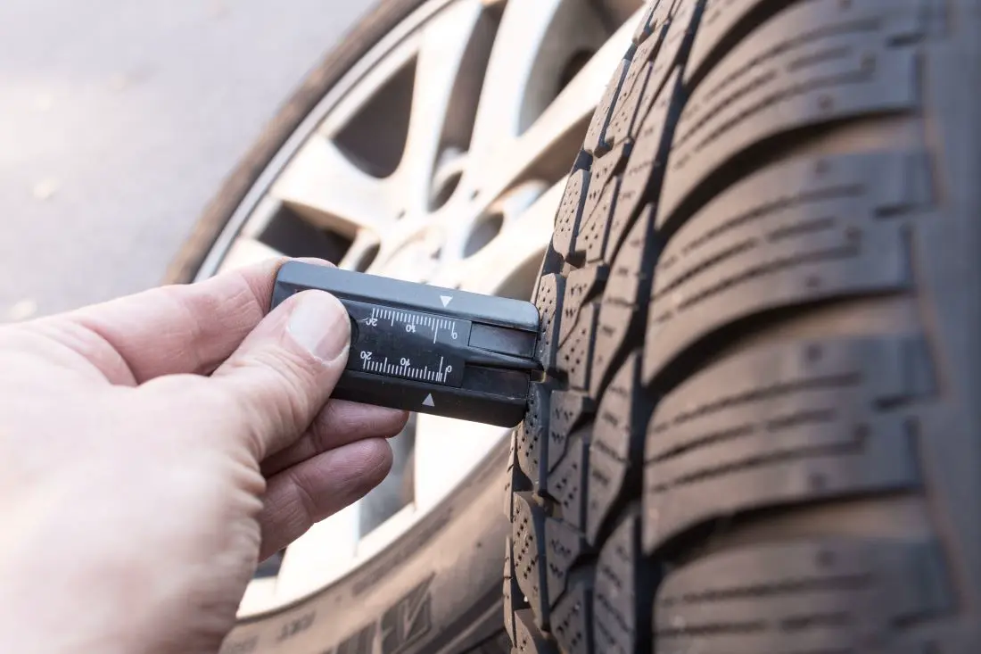 Profiltiefe bei Sommerreifen: Wie viel ist noch ok?